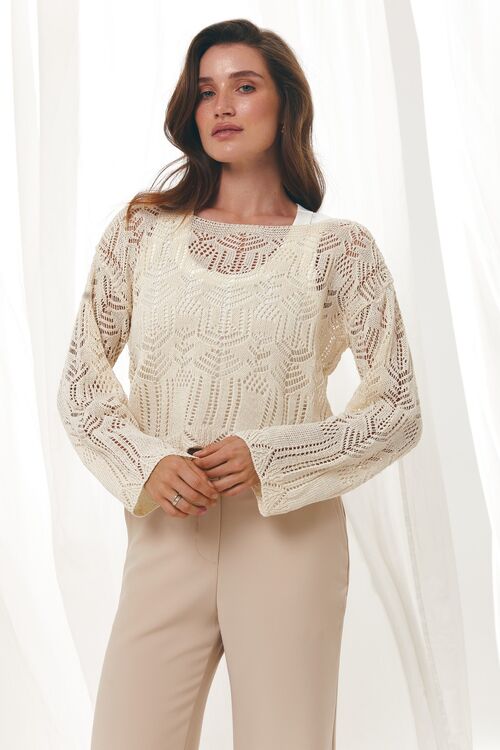 Knitted top with long sleeves and pattern beige| VOVK